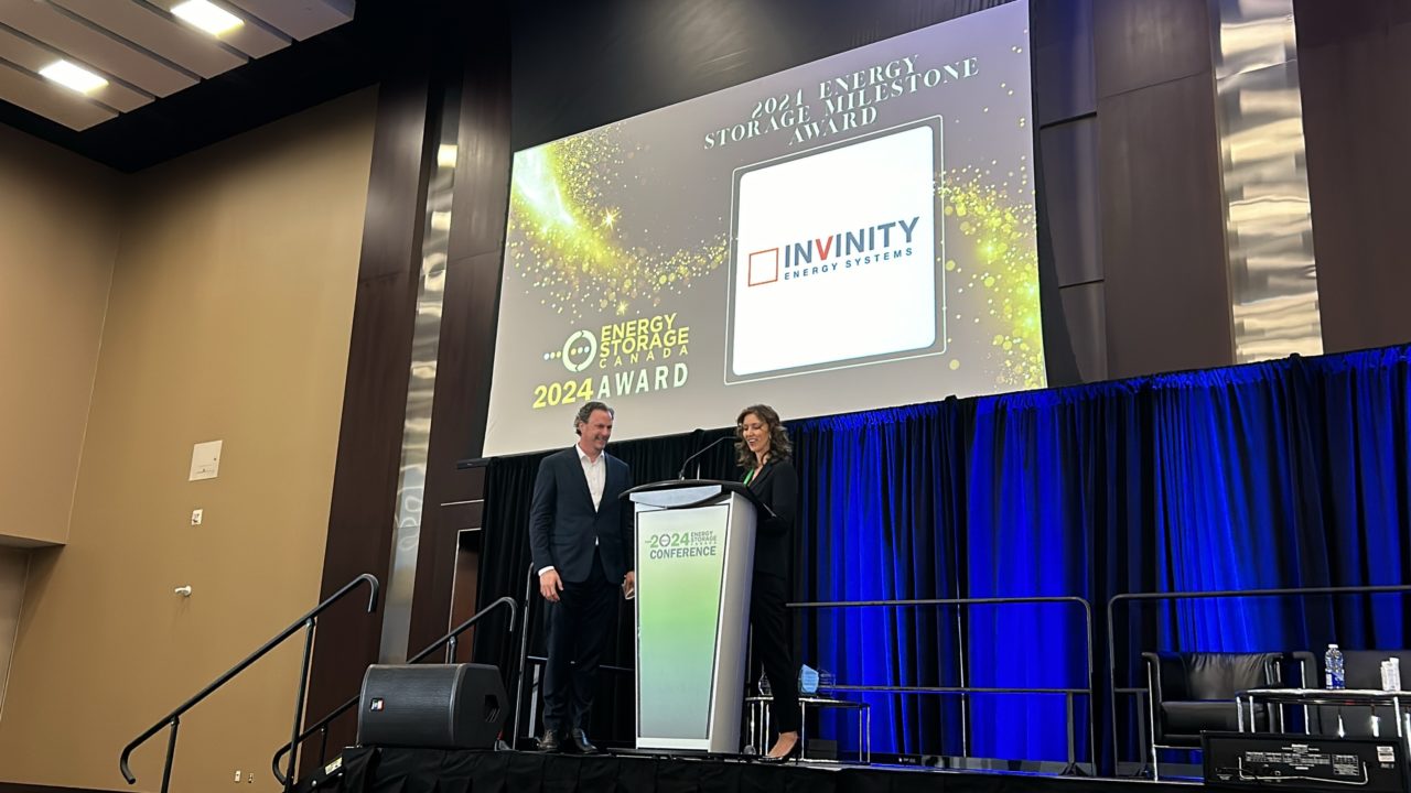 Invinity Wins 2024 Energy Storage Milestone Award / Invinity